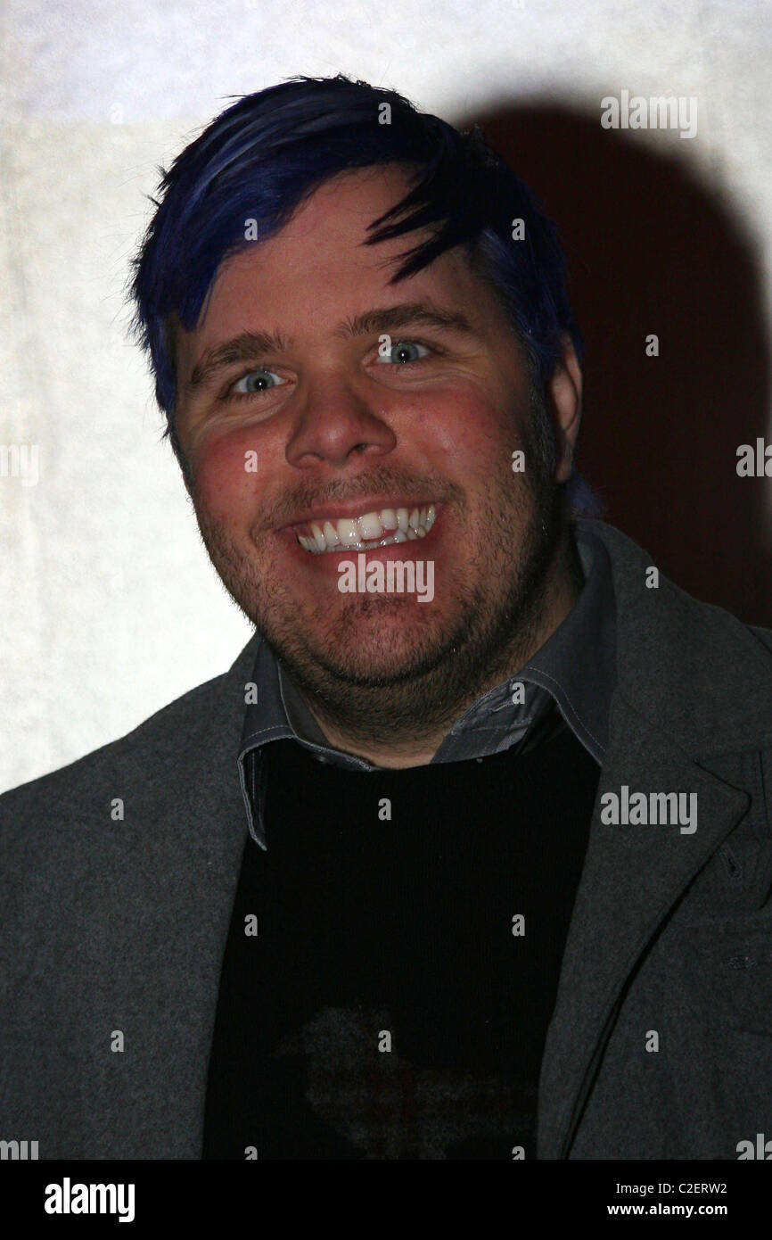 Perez Hilton Paper, Diesel, and Dos Equis host the 'Night Life Awards ...