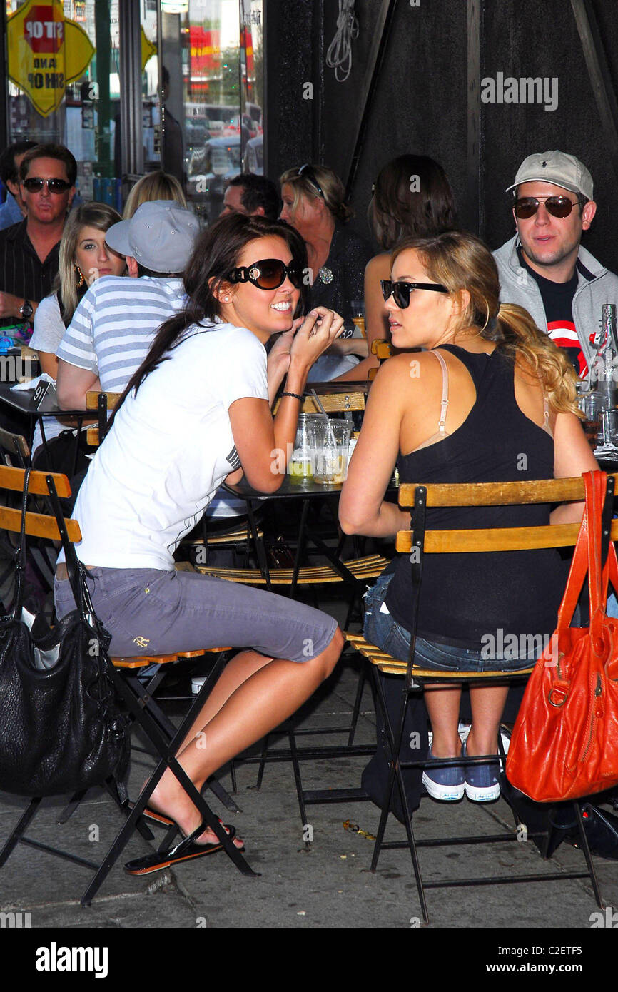 Audrina patridge nicole richie audrina hi-res stock photography and ...