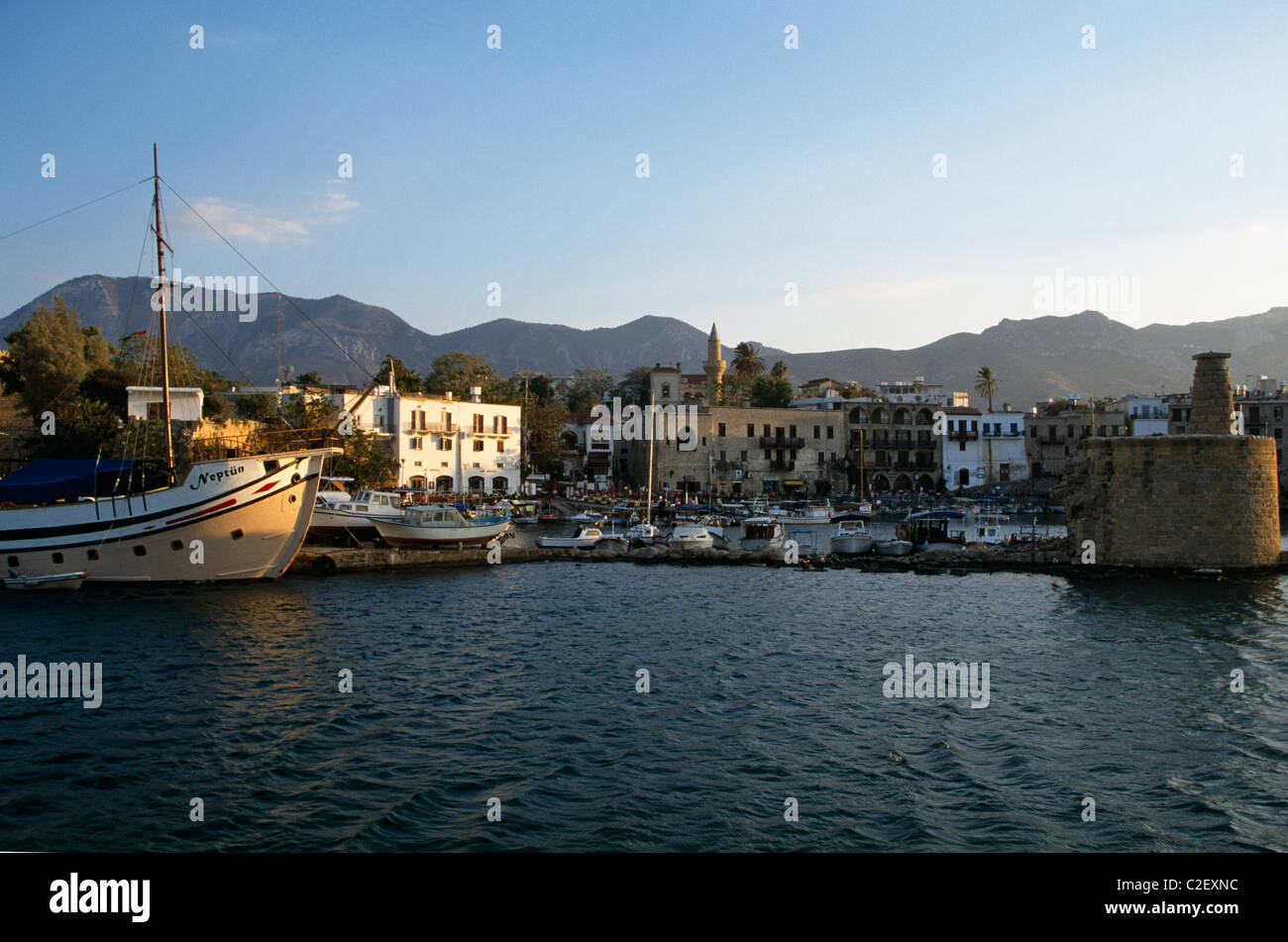 Buildings girne hi-res stock photography and images - Alamy