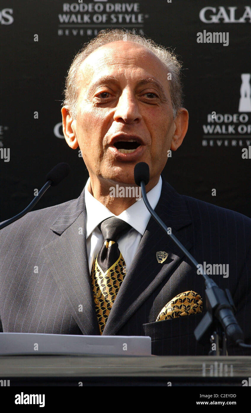 Beverly Hills Mayor Jimmy Delshad Designer James Galanos inducted into ...