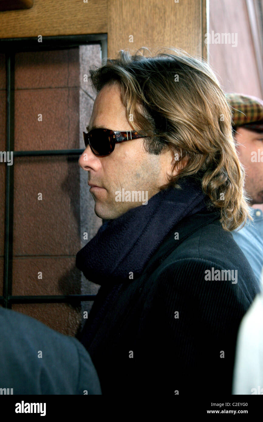 Matt Nye Funeral of Linda Stein, 'Realtor to the Stars,' at Riverside ...