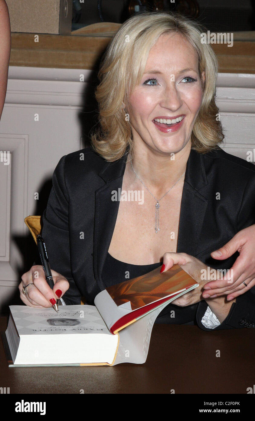 J.K. Rowling 'Harry Potter' author J.K. Rowling's 'Open Book Tour ...