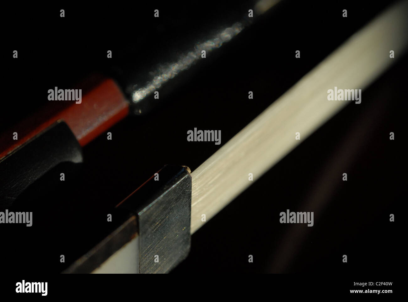 Arco de cello hi-res stock photography and images - Alamy