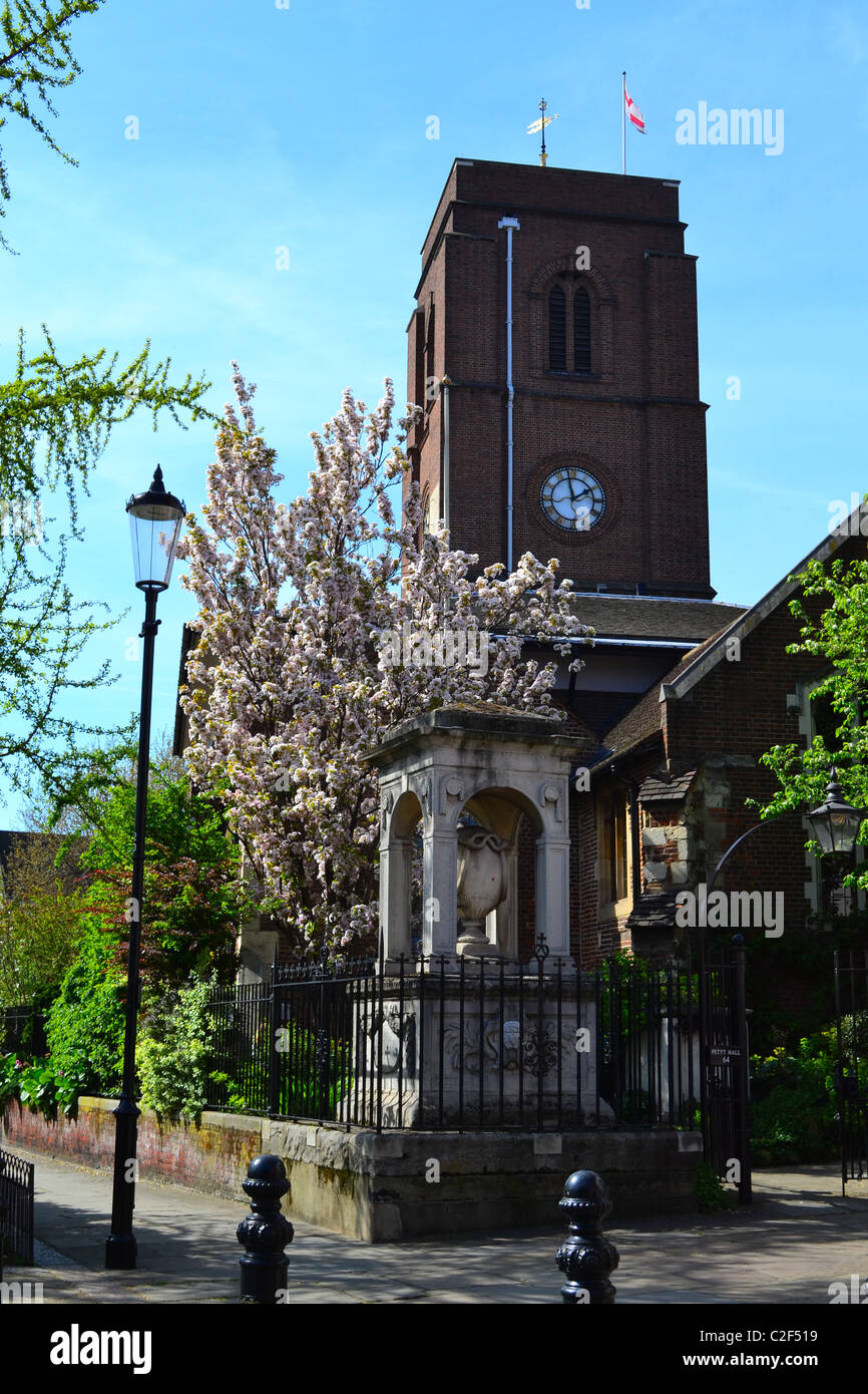 Chelsea church hi-res stock photography and images - Alamy