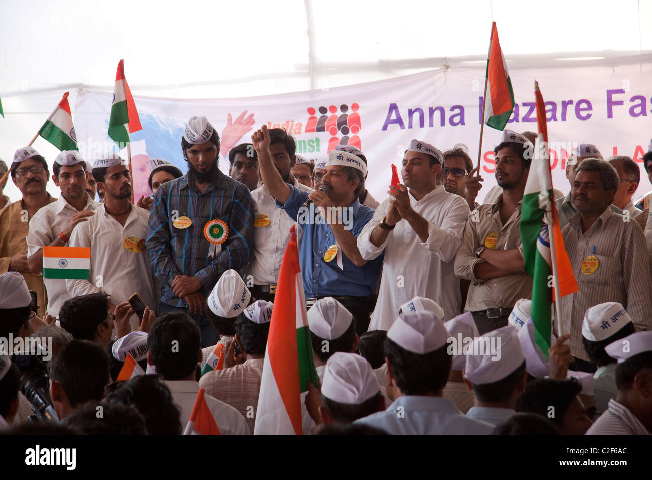 Raised indian national flag hi-res stock photography and images - Alamy