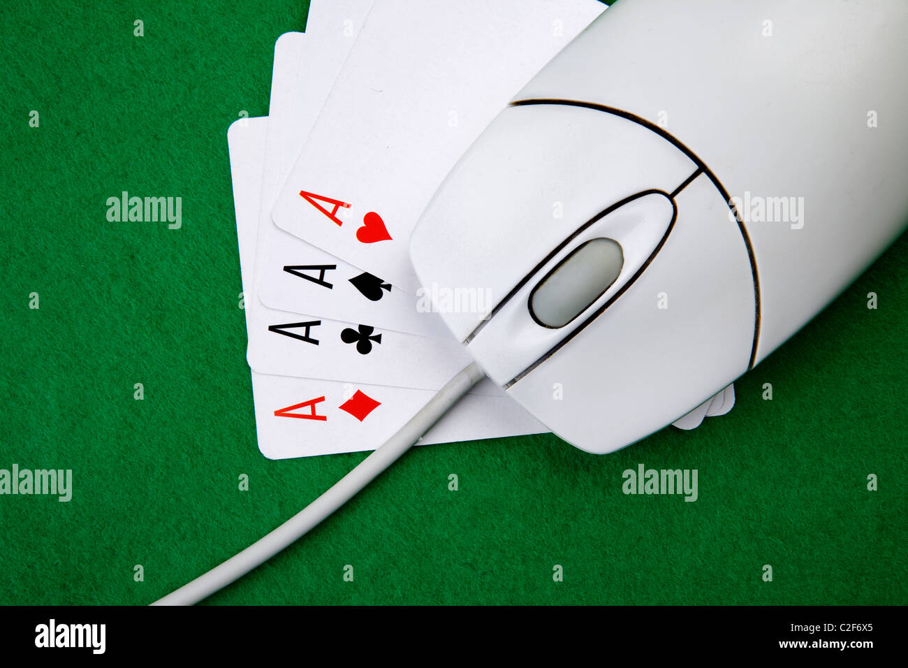 Computer play poker hi-res stock photography and images - Alamy