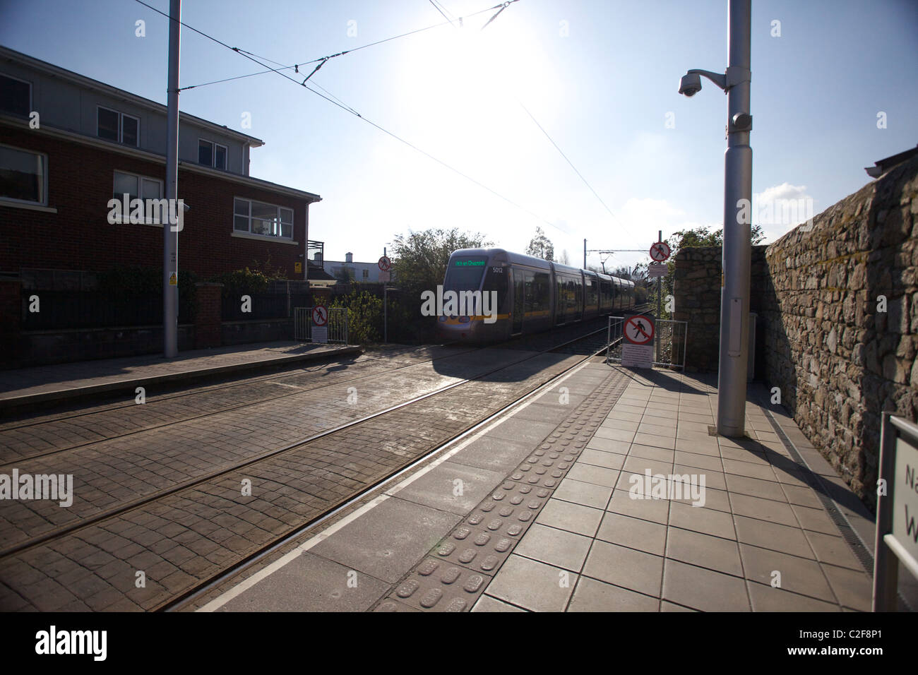 Luas irish speed dublin tram light rail system ireland hi-res stock ...