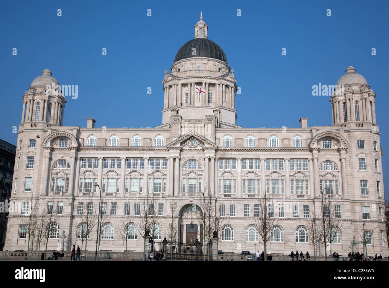 Port of liverpool building hi-res stock photography and images - Alamy