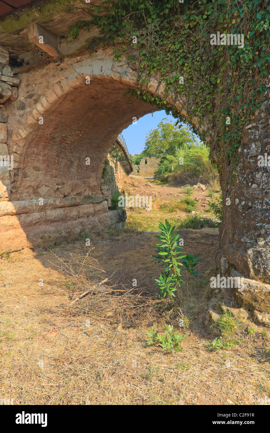 Mycenaean bridge hi-res stock photography and images - Alamy