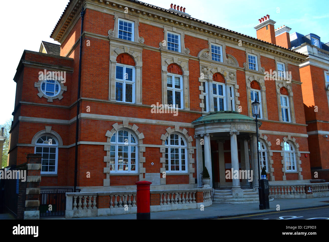 Library chelsea hi-res stock photography and images - Alamy