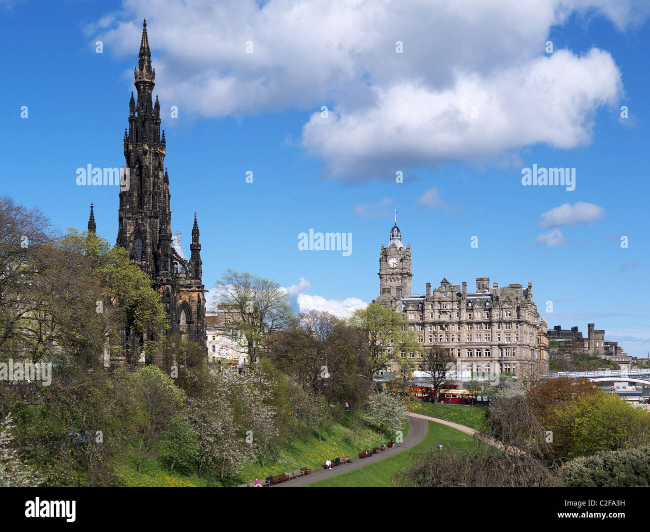 Walter Scott Monument Edinburgh High Resolution Stock Photography and ...