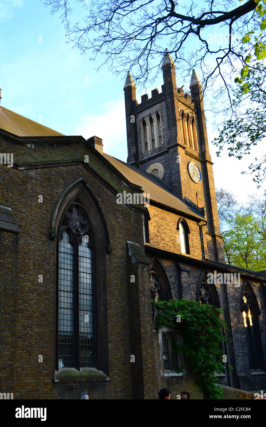 Holy trinity brompton church hi-res stock photography and images - Alamy