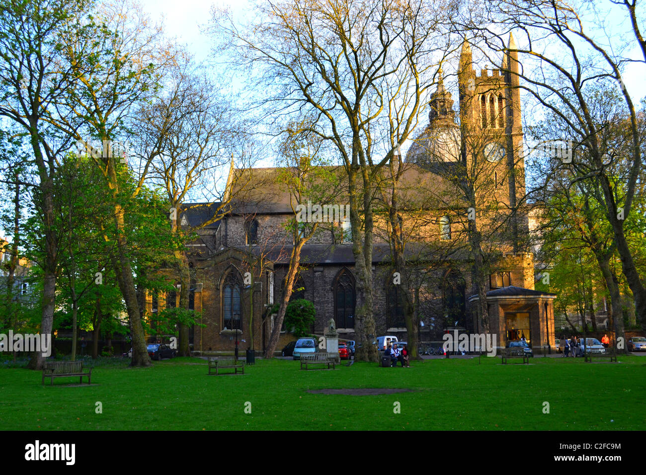 Holy Trinity Brompton (CoE), Knightsbridge, London, UK ARTIFEX LUCIS ...
