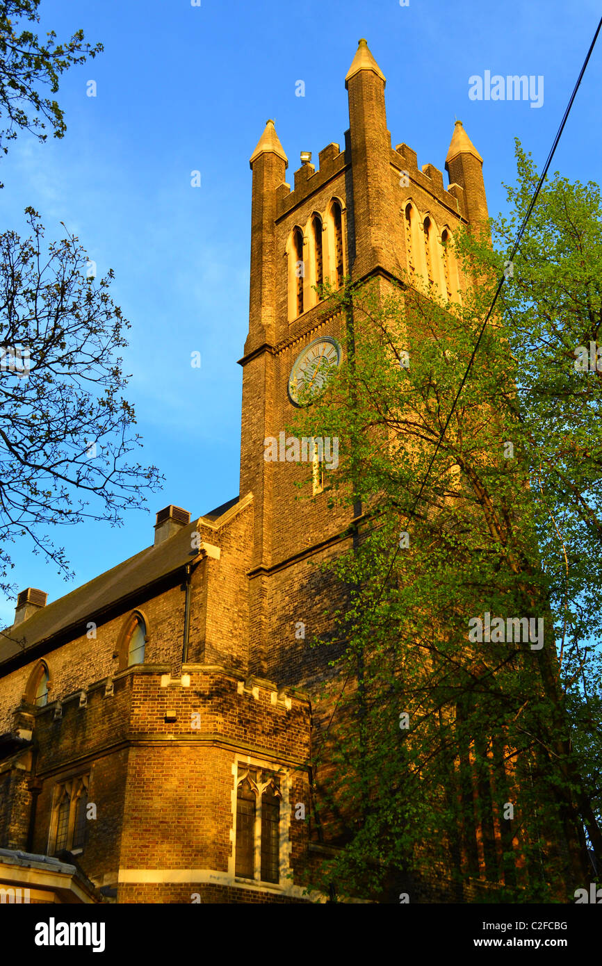 Holy Trinity Brompton (CoE), Knightsbridge, London, UK ARTIFEX LUCIS ...