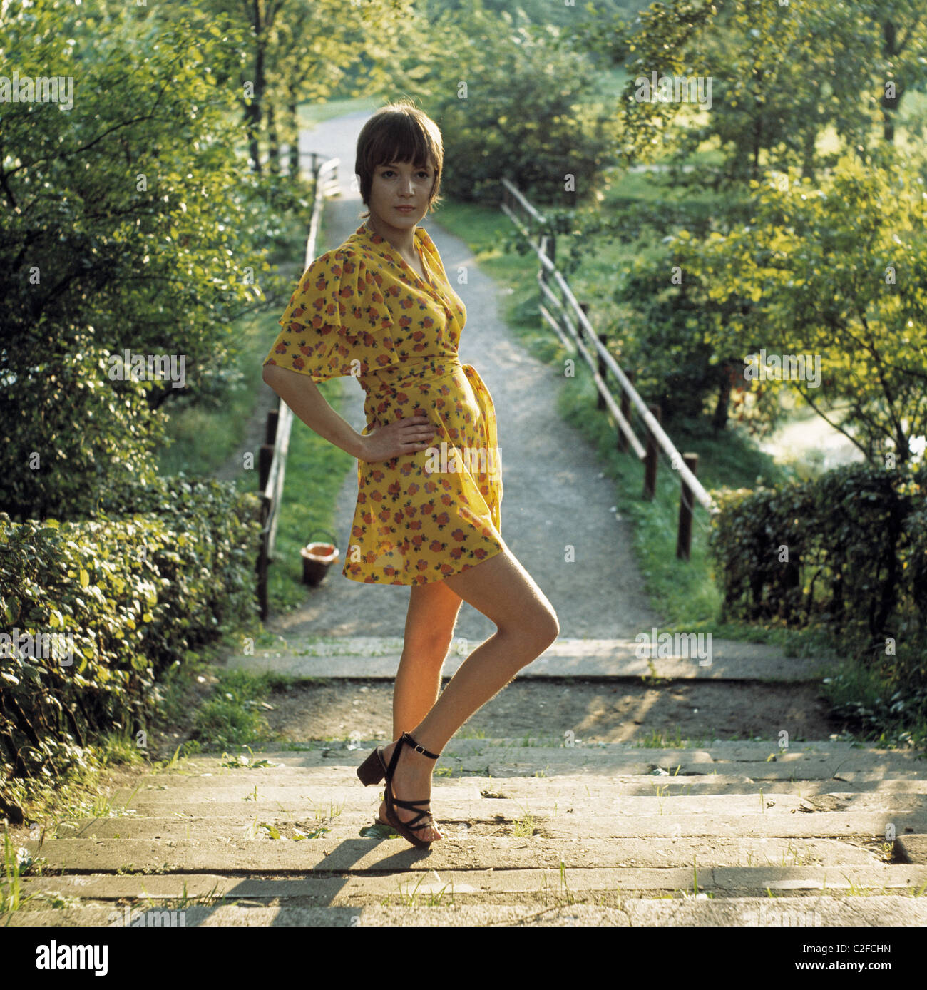 Siebziger Jahre, Menschen, junges Maedchen, Portraet, mittellanges Haar ...