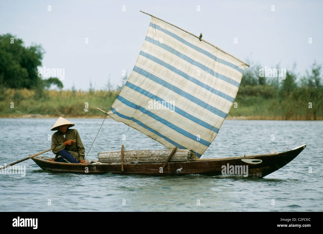 Boatman Mekong Delta Vietnam Stock Photo - Alamy