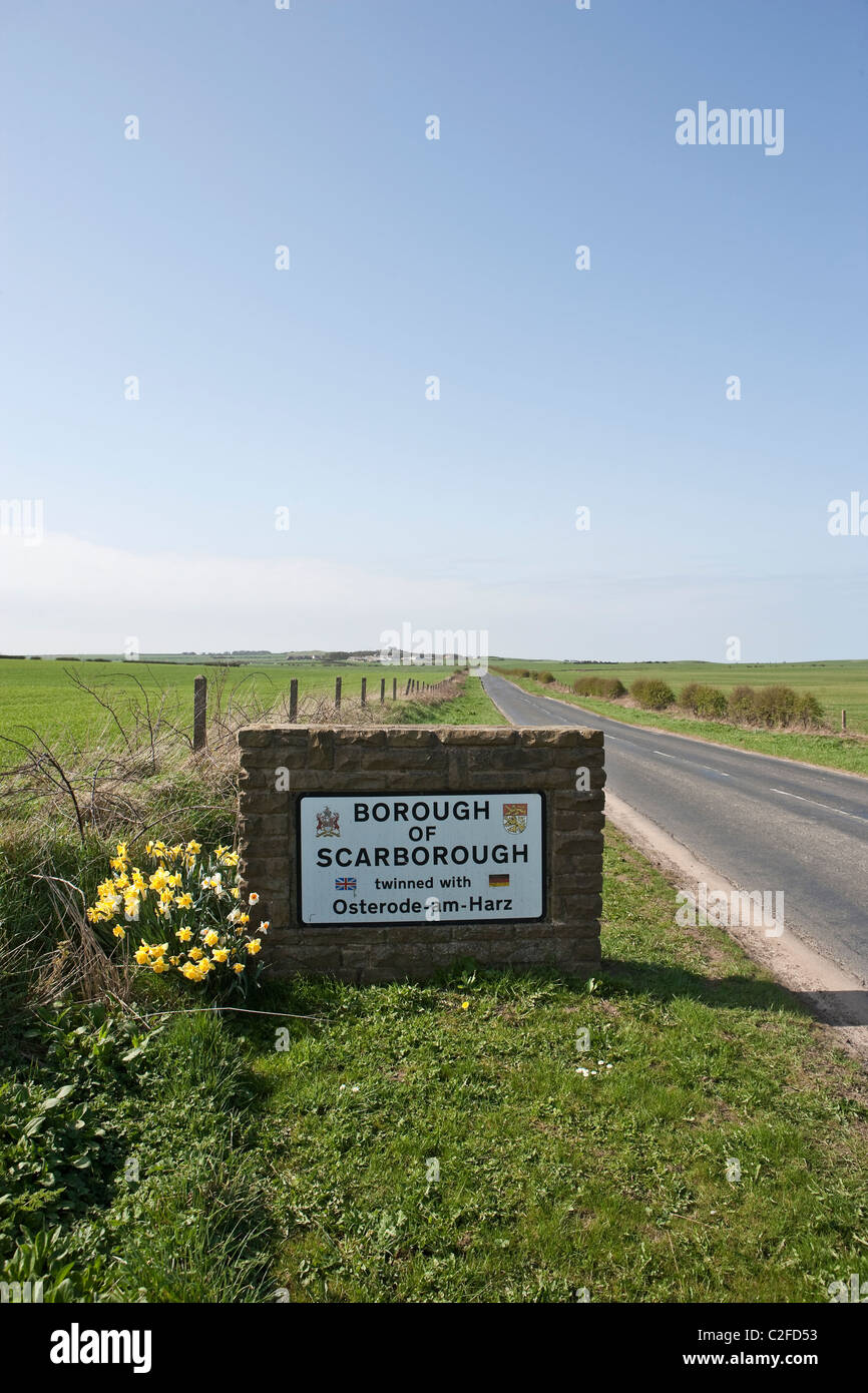 Scarborough road sign hi-res stock photography and images - Alamy