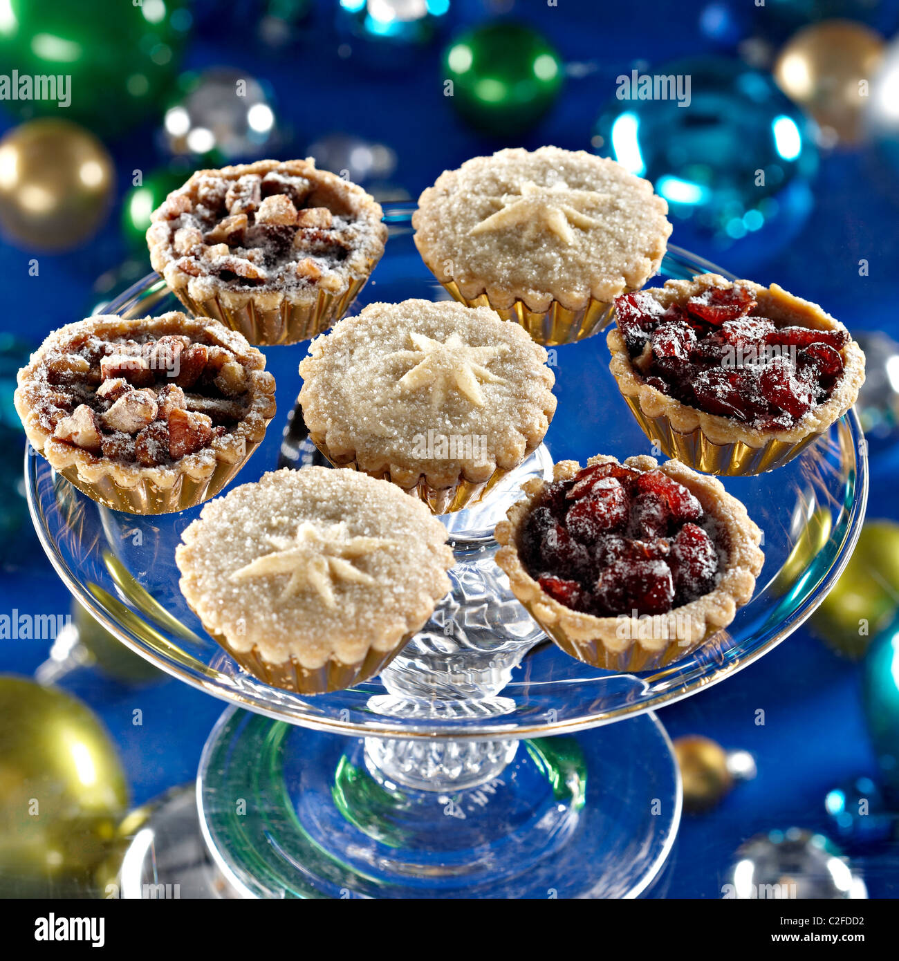 Stand pies hi-res stock photography and images - Alamy