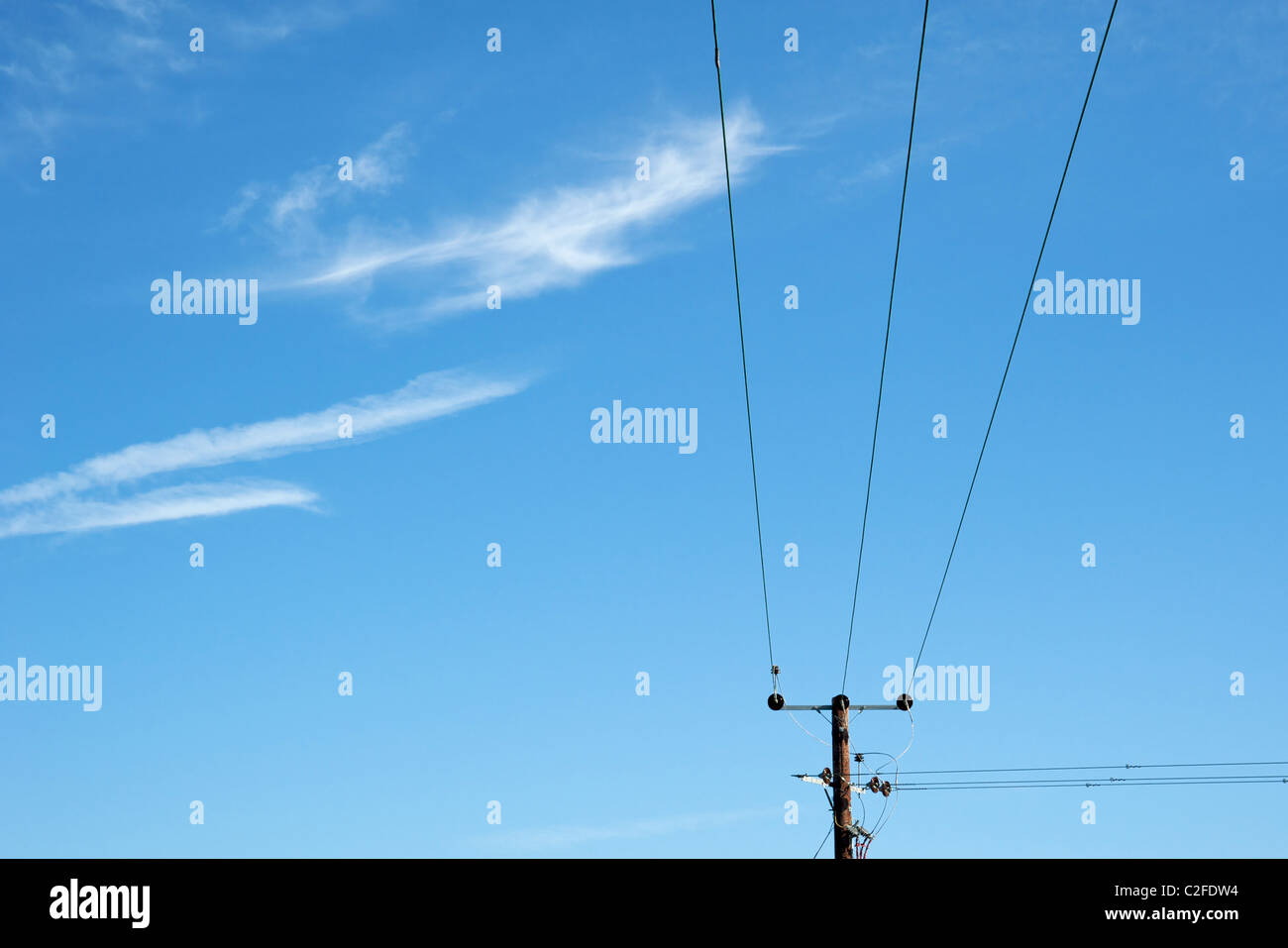 Three phase overhead power lines hi-res stock photography and images ...