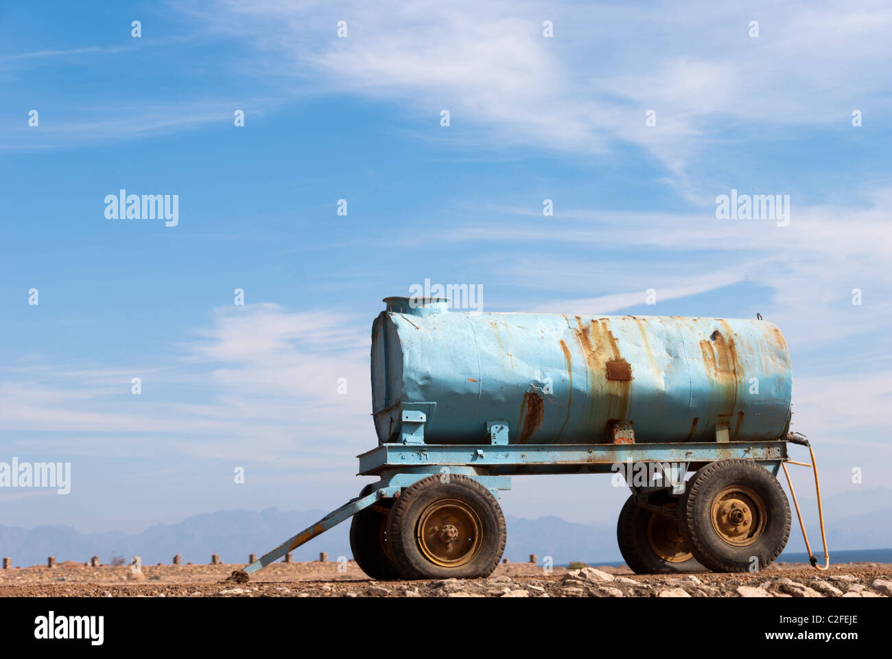 Water tank trailer - - Dahab, Sinai Peninsula, Egypt Stock Photo - Alamy