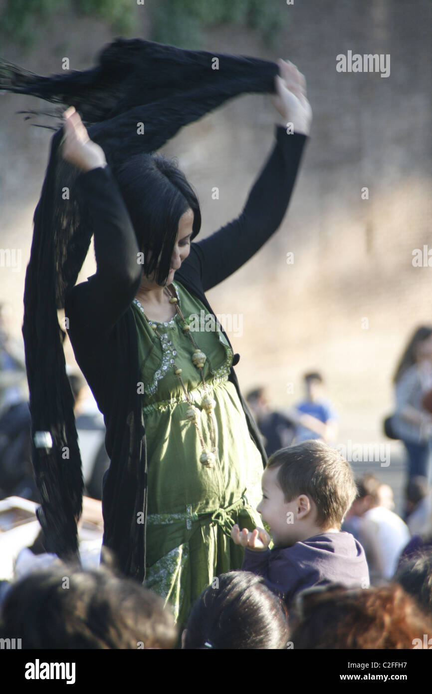 Working mother and child abstract hi-res stock photography and images ...