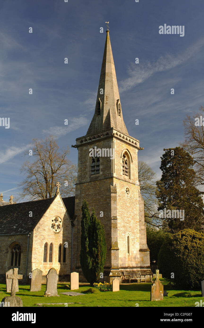 St marys church lower slaughter hi-res stock photography and images - Alamy