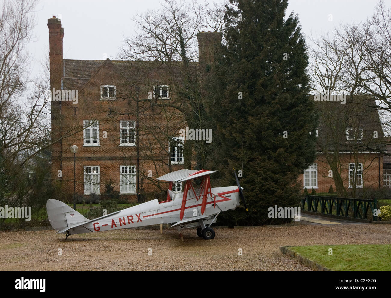 de Havilland DH82 Tiger Moth at Salisbury Hall Stock Photo - Alamy