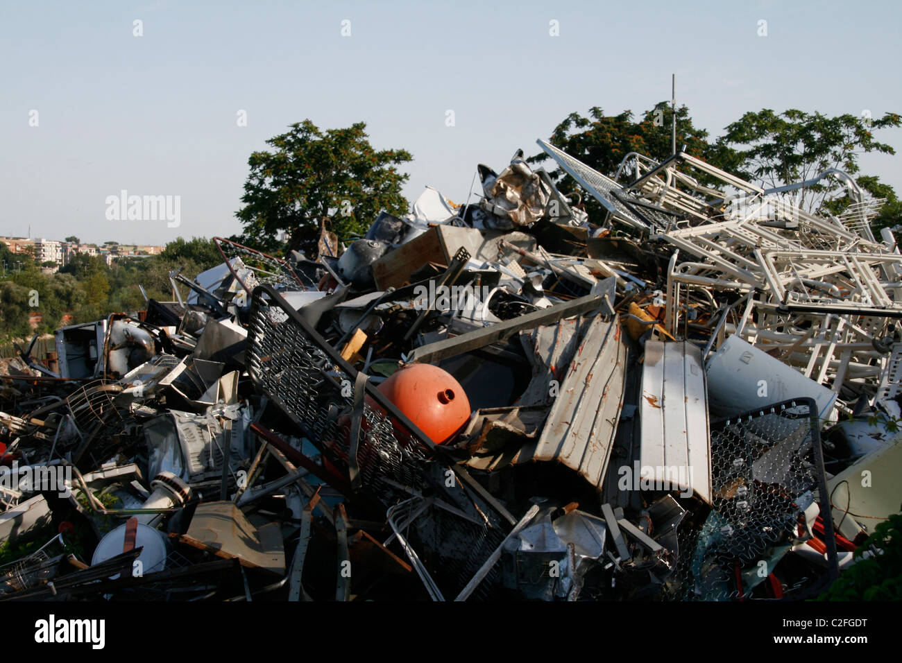 scrap metal dealer merchant yard Stock Photo - Alamy