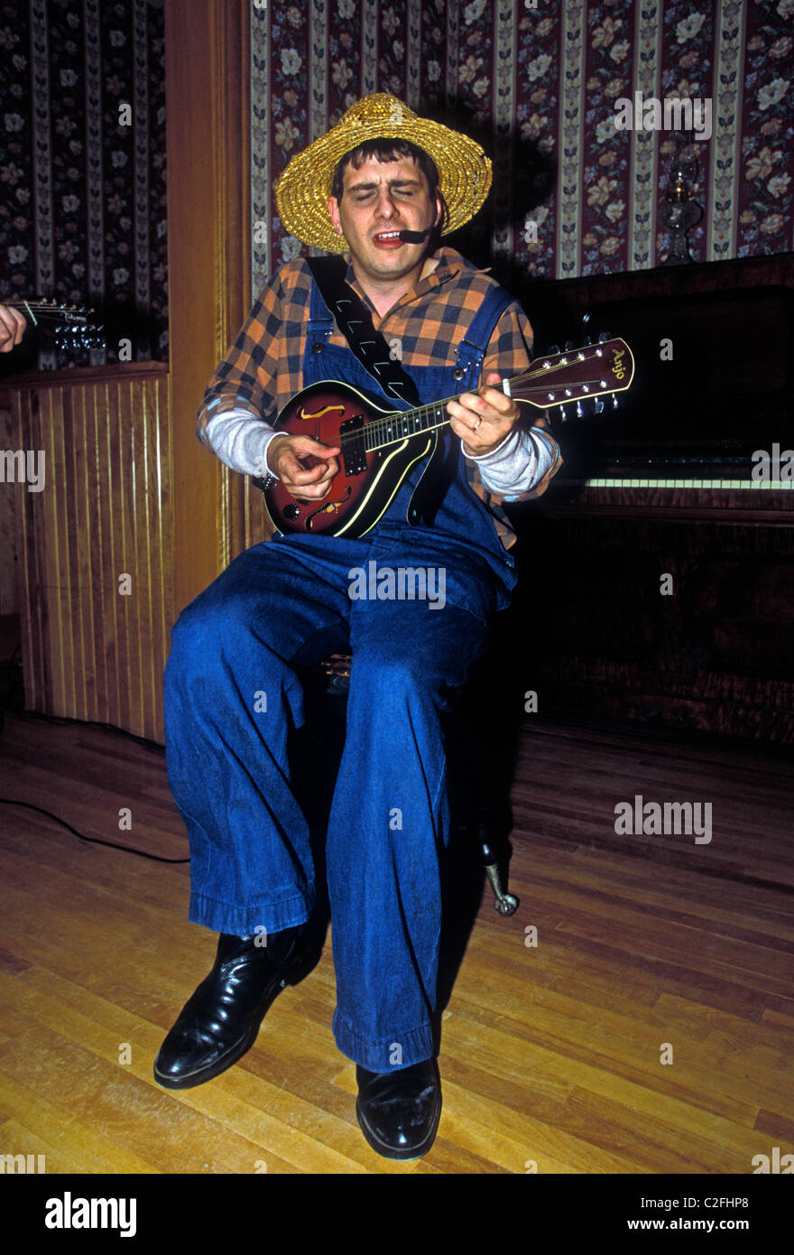 1, one, Canadian man, folk musician, musician, Chateau Albert Hotel ...