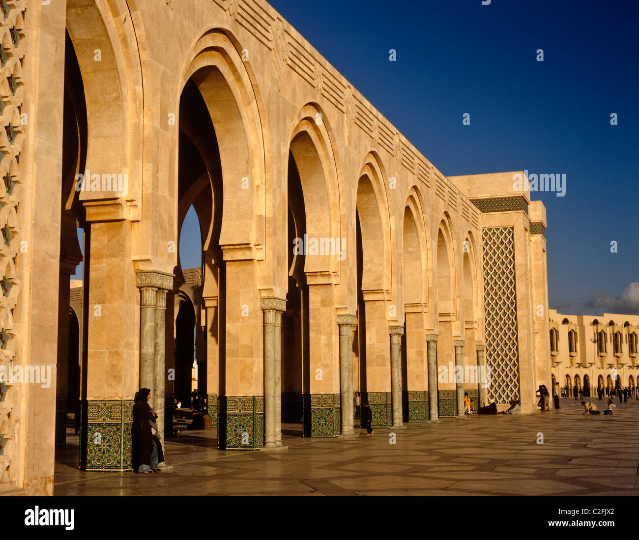 Tile mosaic mihrab hi-res stock photography and images - Alamy
