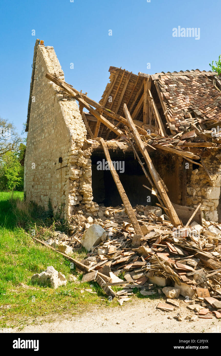 Collapsed roof and wall of old farmhouse - France Stock Photo - Alamy