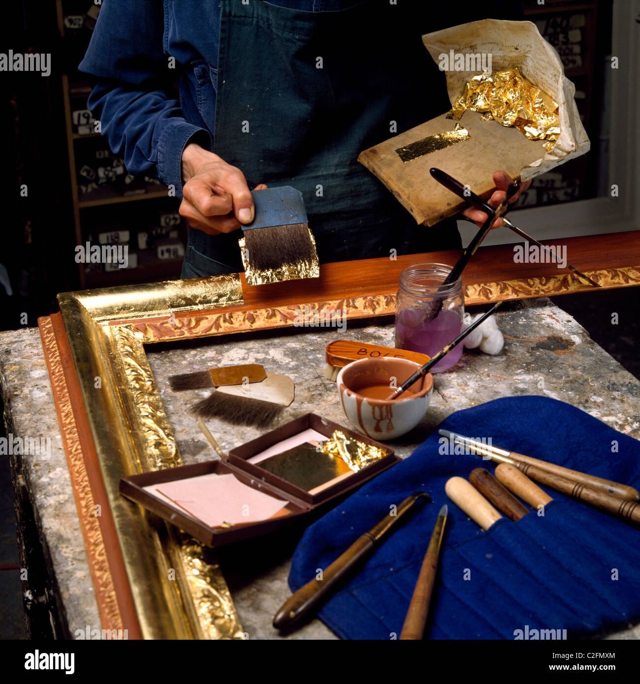 Bole gilding hi-res stock photography and images - Alamy