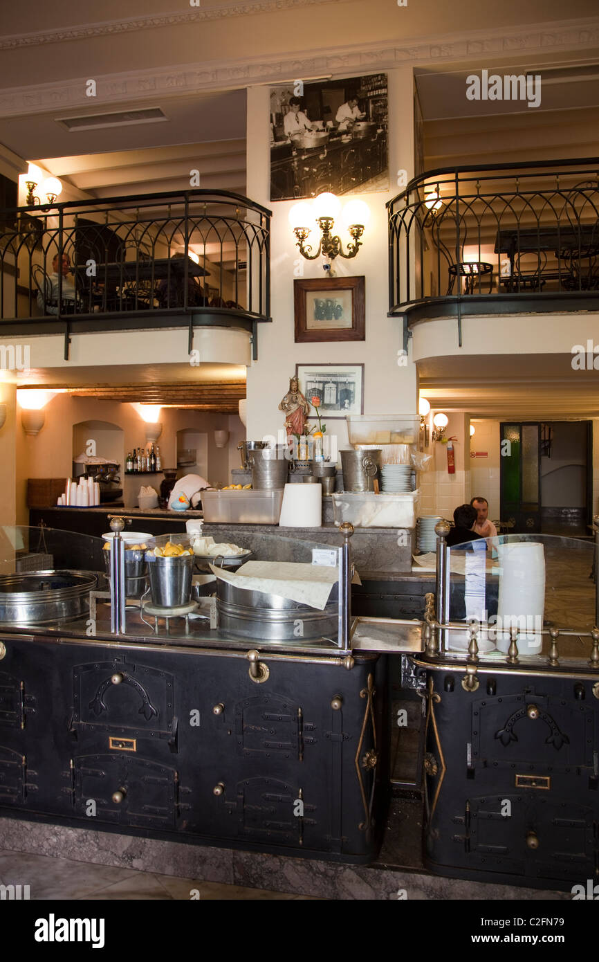 Old bakery shop interior hi-res stock photography and images - Alamy