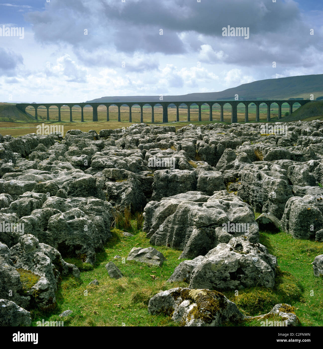 Ribblehead Viaduct North Yorkshire England Stock Photo - Alamy