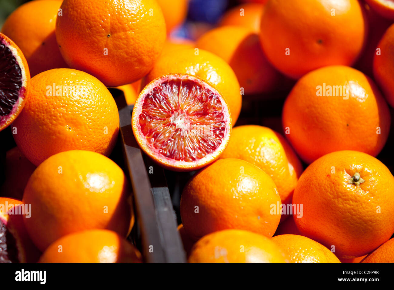 Blood orange hi-res stock photography and images - Alamy