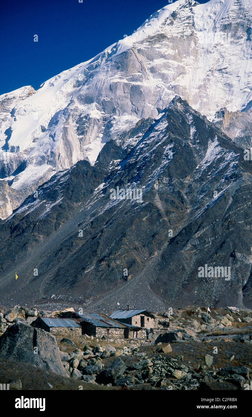 Garhwal himalaya hi-res stock photography and images - Alamy