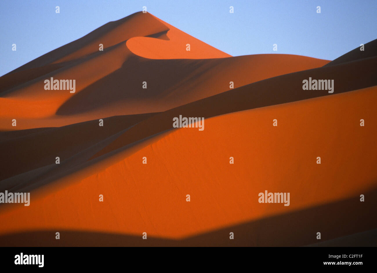 Dunes Sahara Desert Libya Stock Photo - Alamy