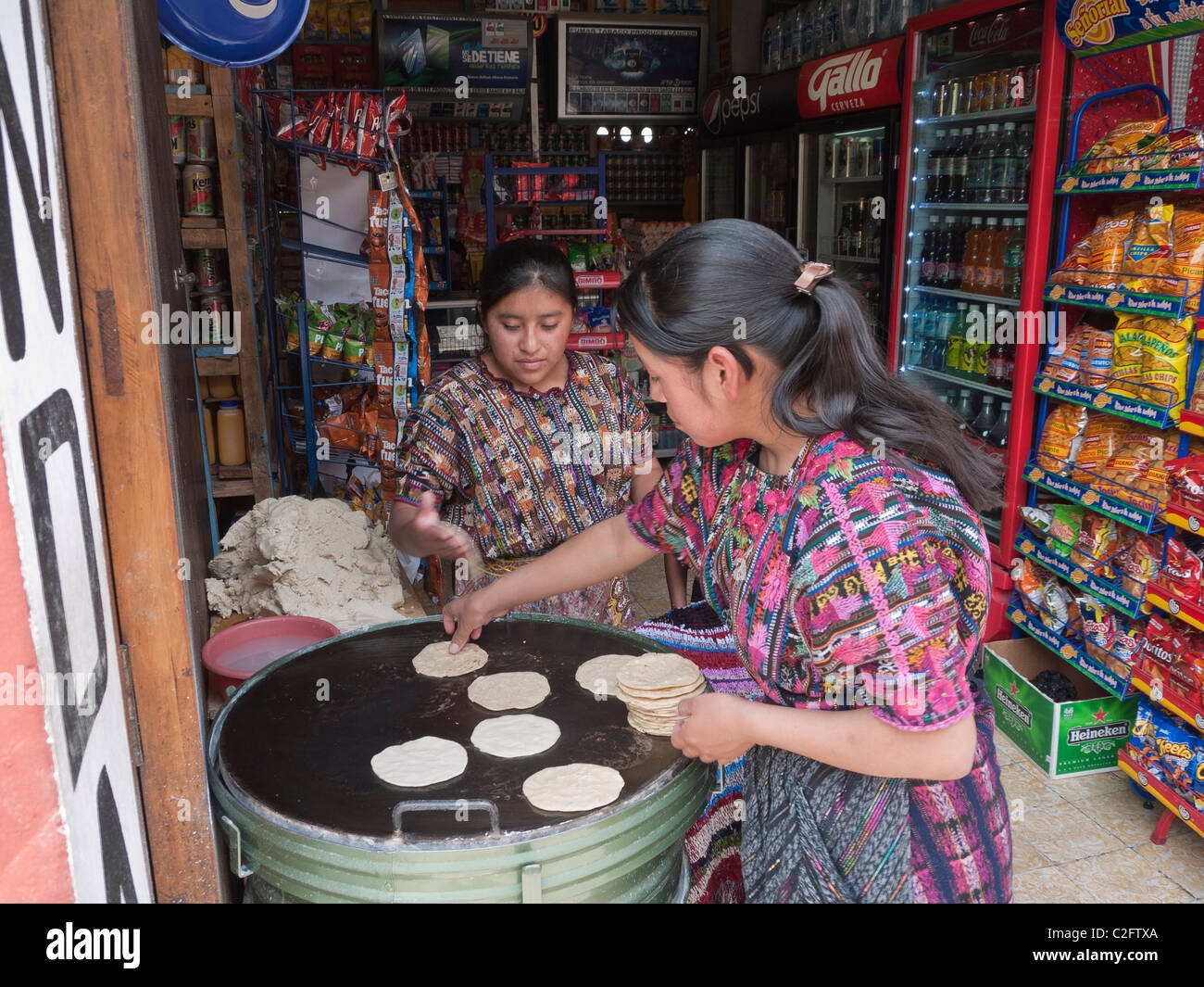 Tortillas store hi-res stock photography and images - Alamy