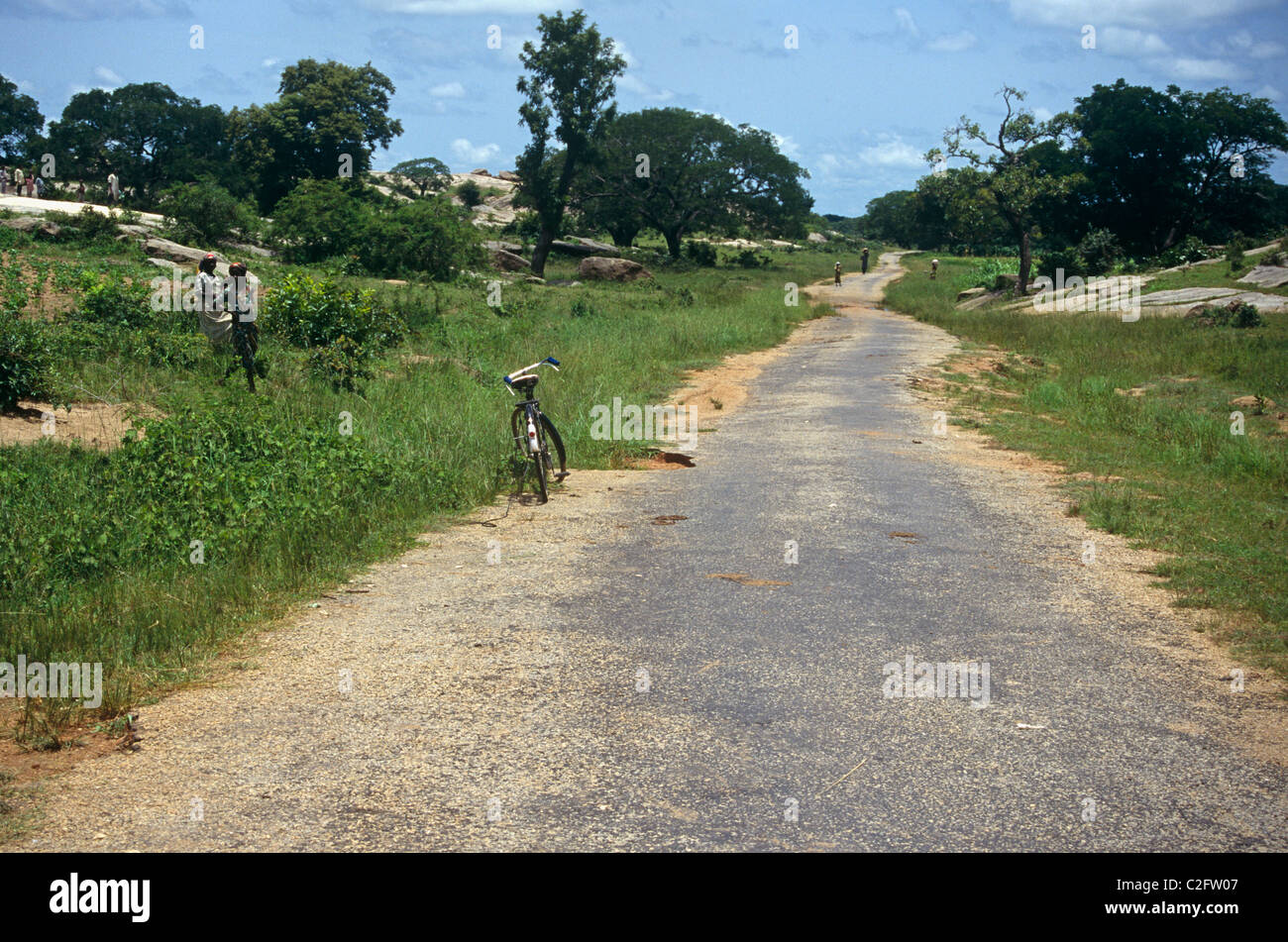 Rural Road Nigeria Stock Photo - Alamy