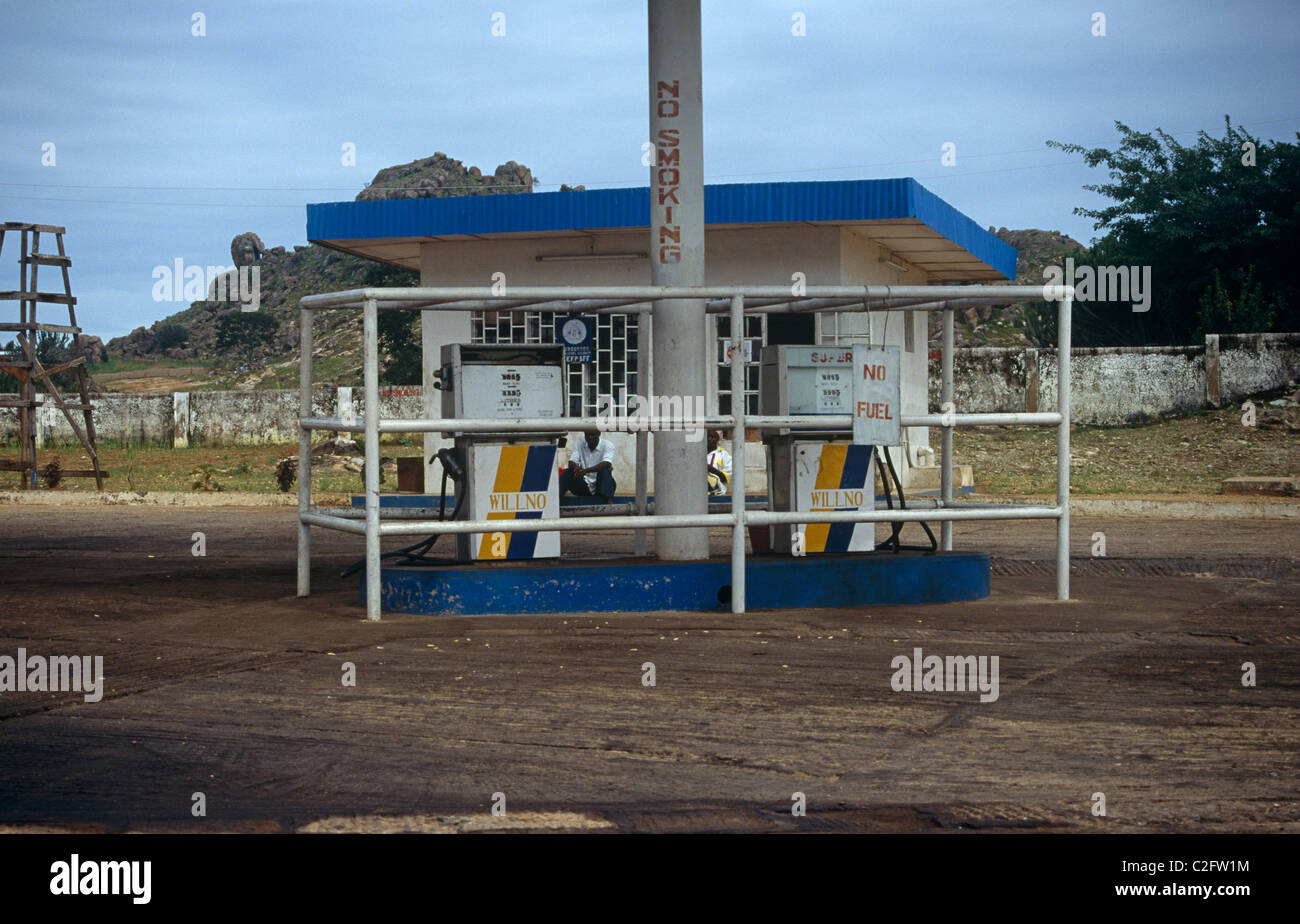 Oil producing nation hi-res stock photography and images - Alamy