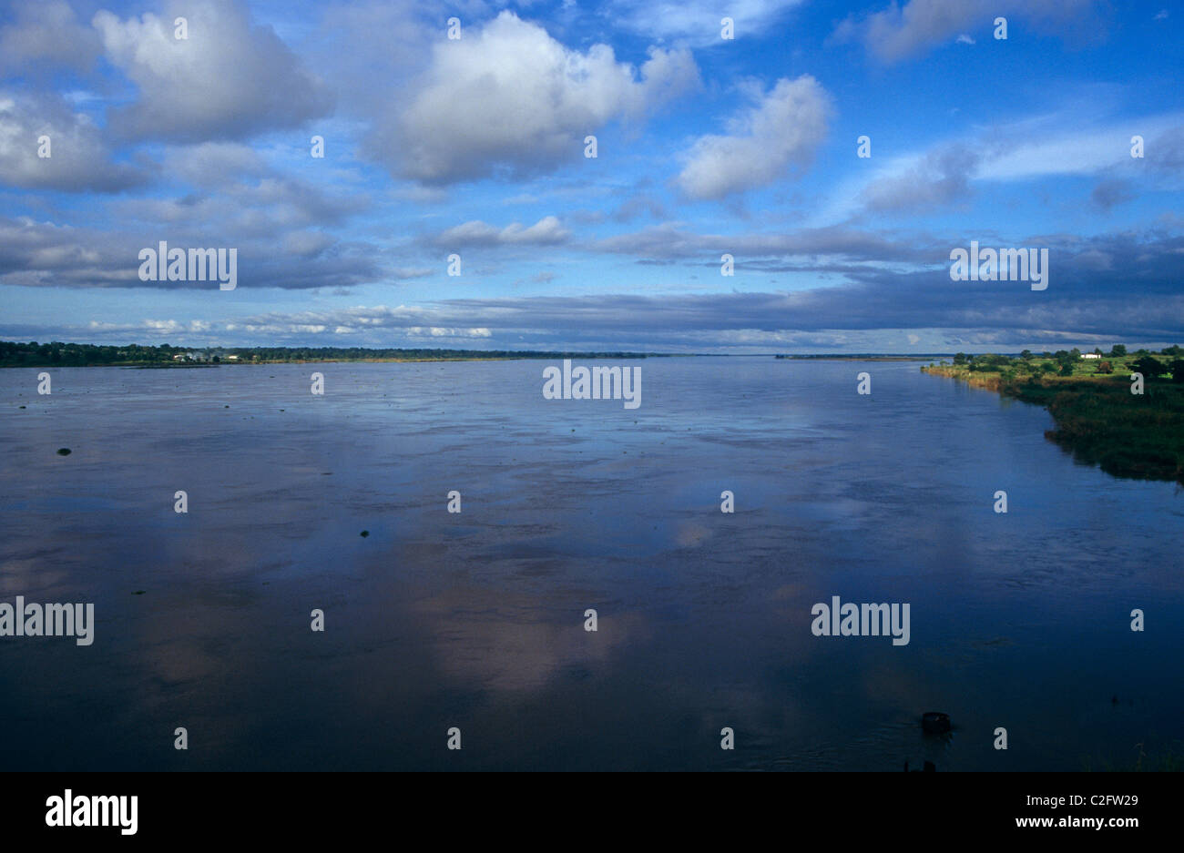 Benue River Nigeria Stock Photo - Alamy