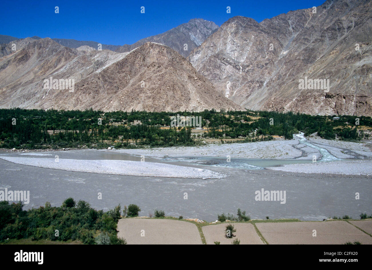 Hunza river hi-res stock photography and images - Alamy