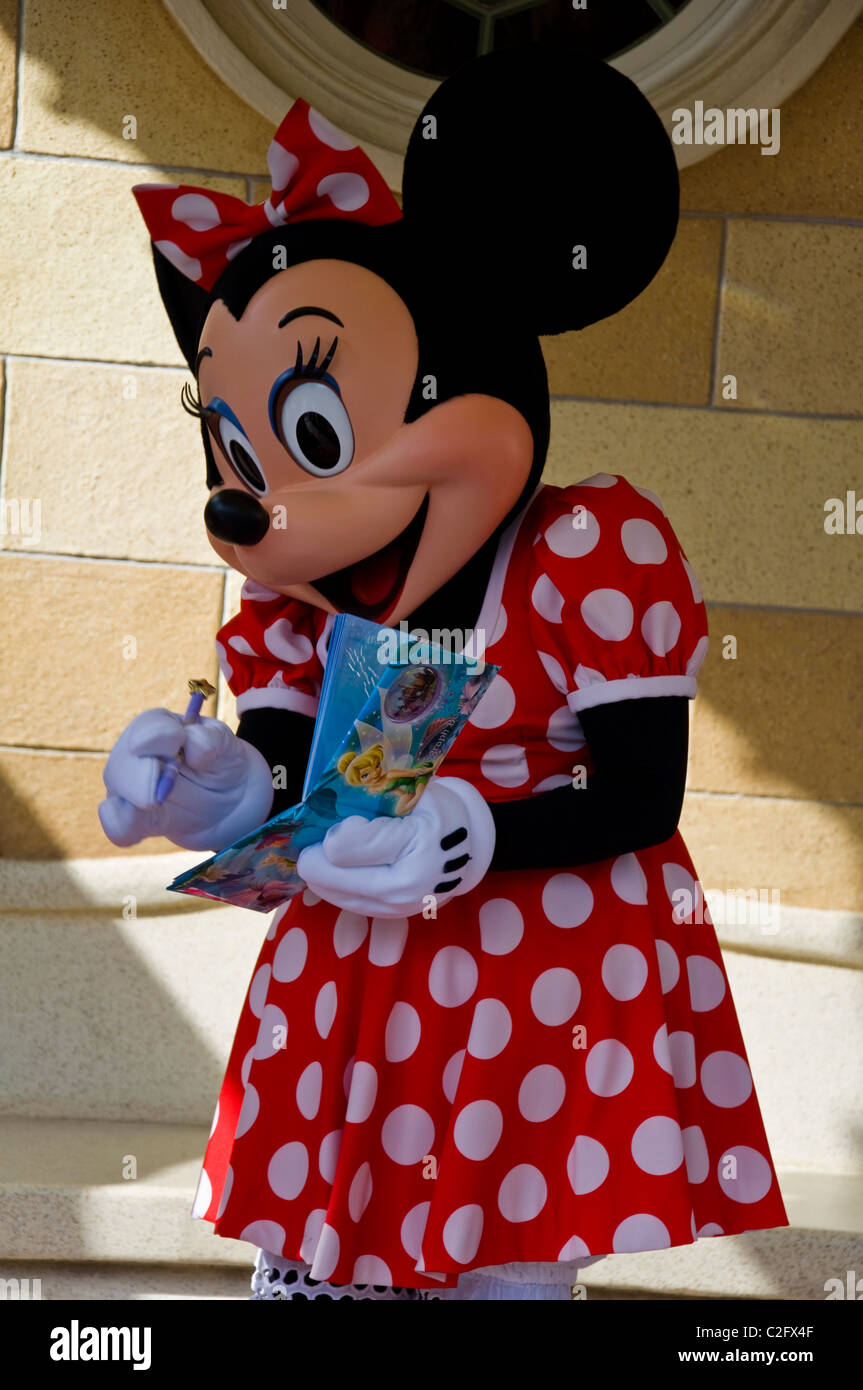 Minnie Mouse character at Disneyland in Anaheim California Stock Photo ...