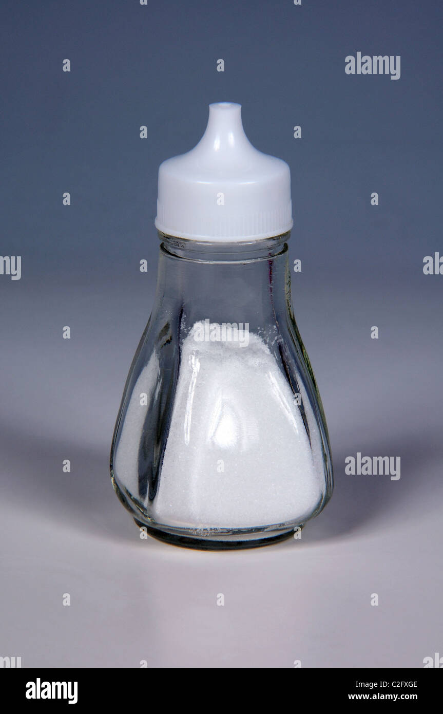 Salt cellars hi-res stock photography and images - Alamy