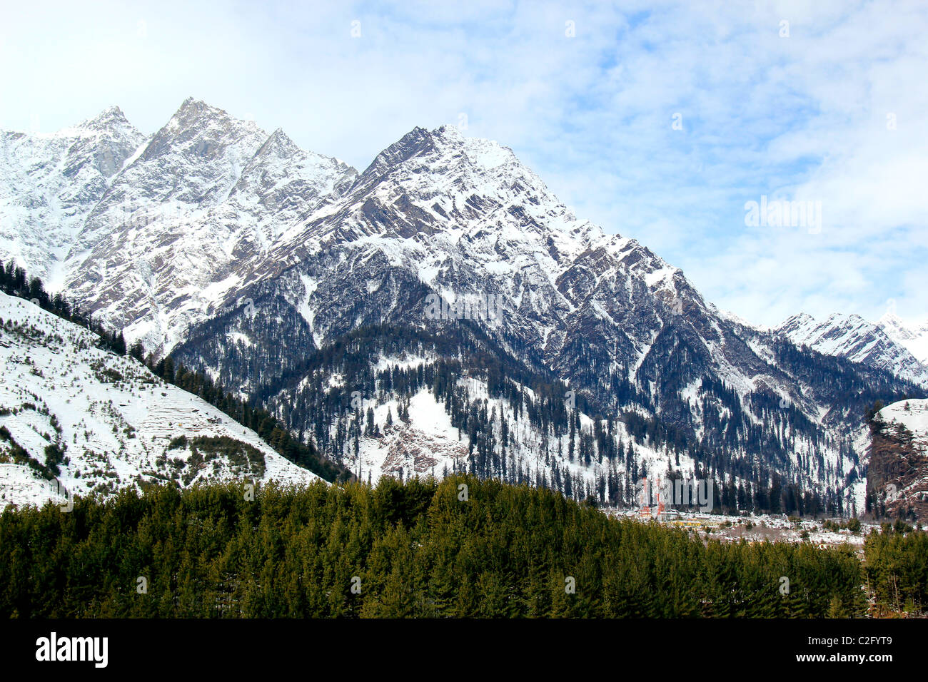 A view of Hills in Manali, Himachal Pradesh, India Stock Photo - Alamy