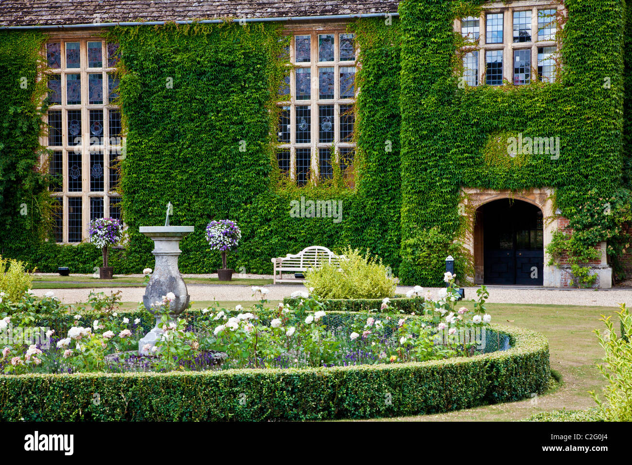 Front courtyard and entrance of an English country manor in Berkshire ...