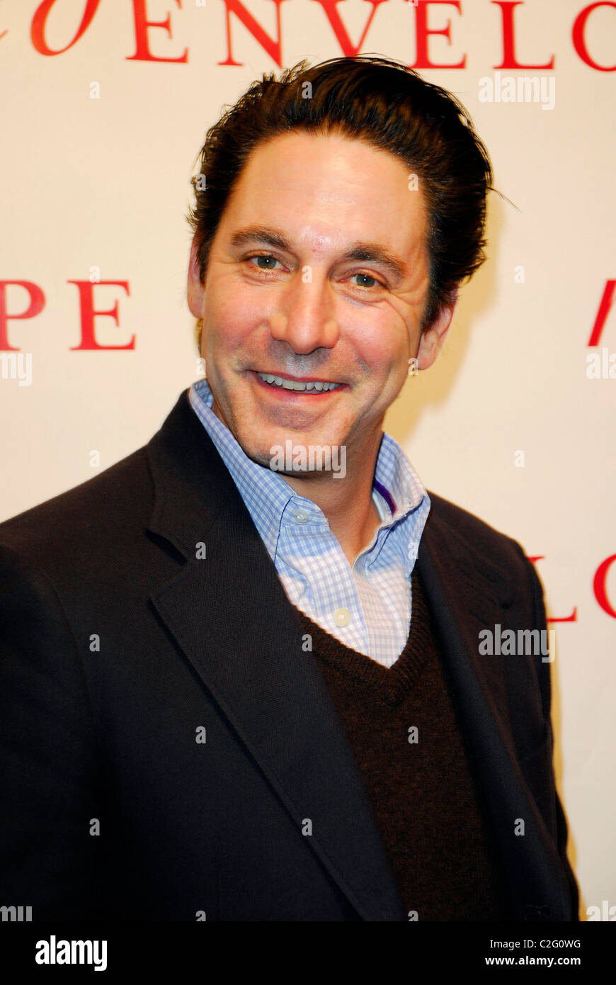 Redenvelope hi-res stock photography and images - Alamy