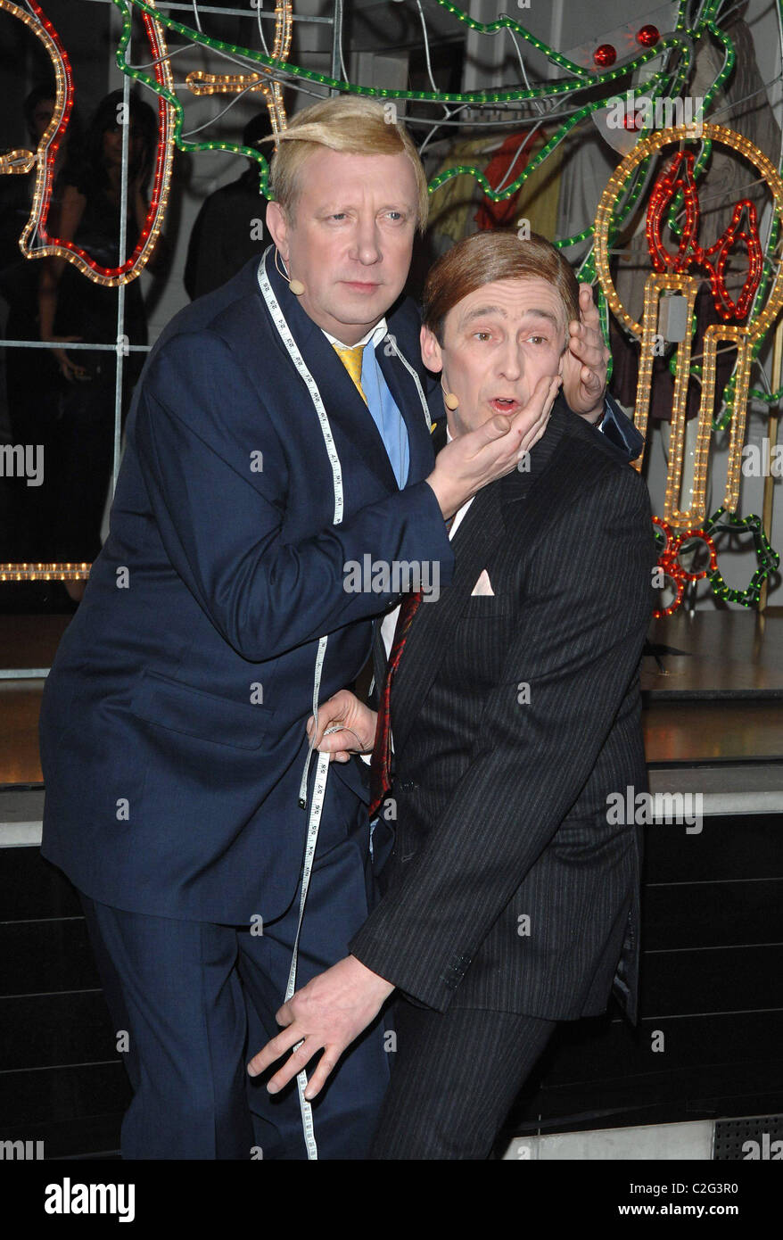The Fast Show crew Mark Williams and Paul Whitehouse Switching on the ...