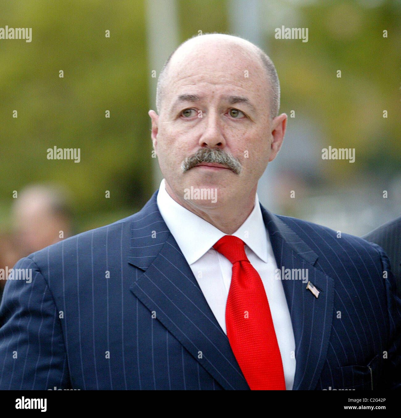 Former New York City Police Commissioner Bernard Kerik and his lawyer ...