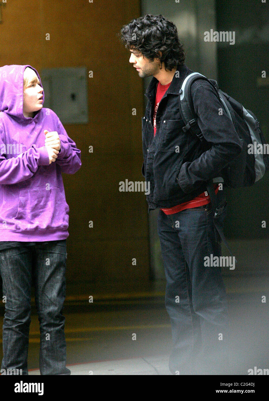 * GRENIER CALLS ON PAPARAZZI TO TAXI HIM TO HOSPITAL ENTOURAGE star ...